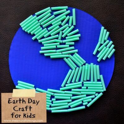 25+ Easy Earth Day Crafts For Kids Using Recycled Materials - I Heart ...