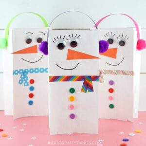 Paper Bag Snowman Craft Puppet - I Heart Crafty Things