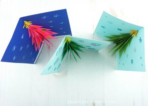How To Make A 3D Christmas Card - I Heart Crafty Things