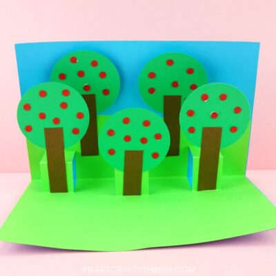 Fall Pop Up Tree Card - Easy Paper Craft For Kids! - I Heart Crafty Things