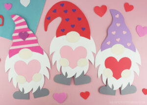 Valentine's Day Gnome Craft - I Heart Crafty Things