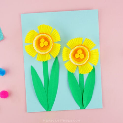 Cupcake Liner Daffodil Craft - I Heart Crafty Things